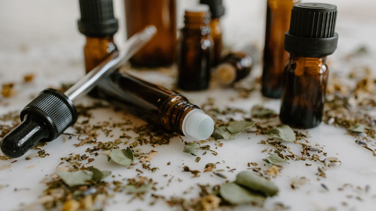 Patchouli: saiba mais sobre a planta e seus benefícios