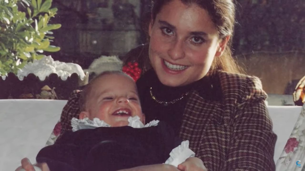 Você sabia? Mãe de Carlo Acutis escreveu um livro sobre o filho